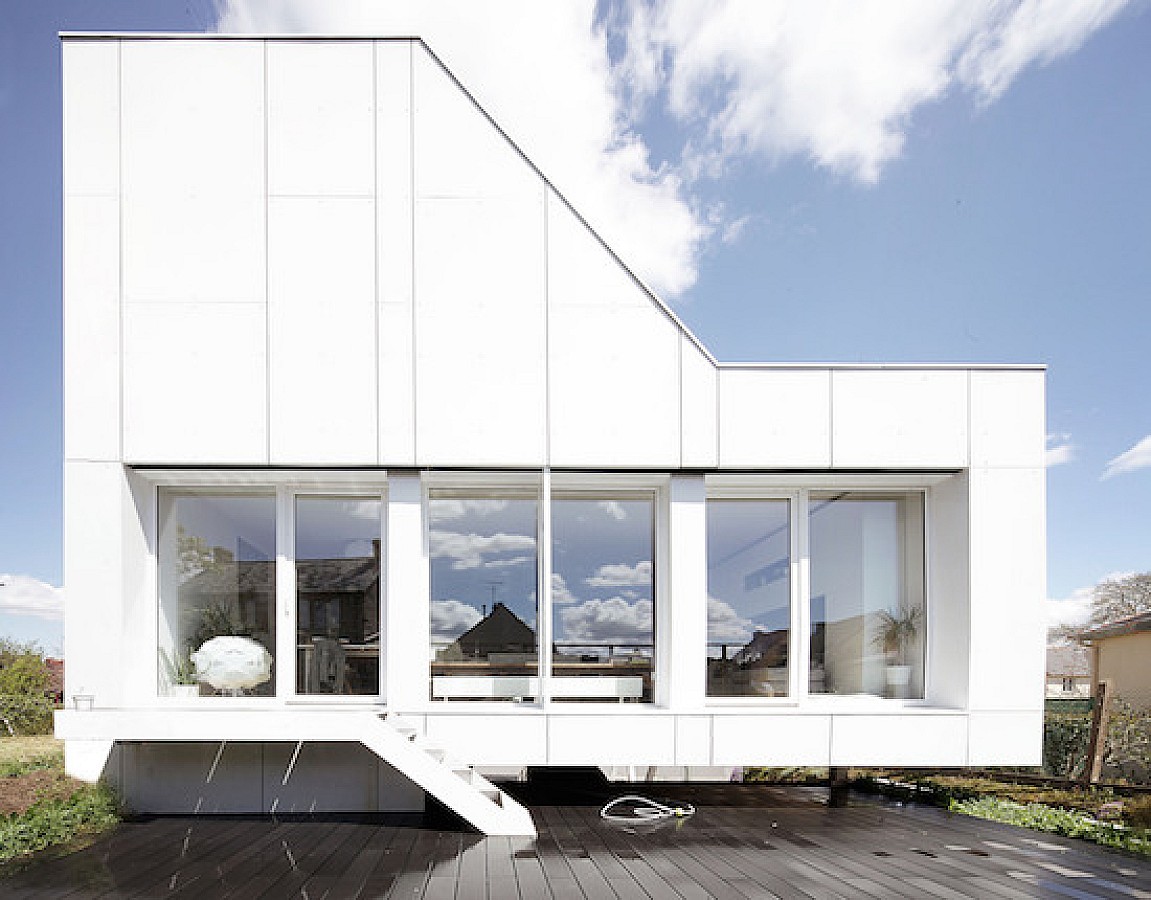 La casa fatta di container navali | Build News