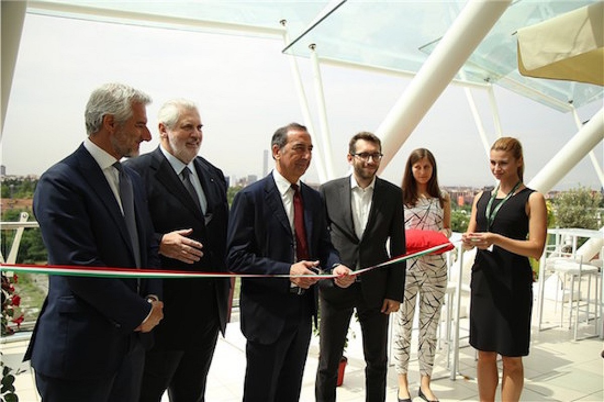 Gruppo Prelios, inaugurata la nuova sede a vela di vetro e metallo ...