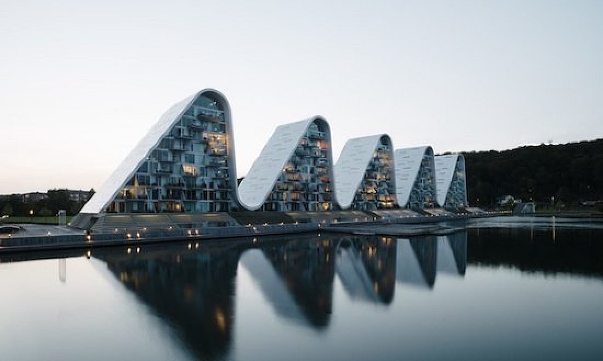 The Wave: completato il complesso architettonico a forma di onda ...
